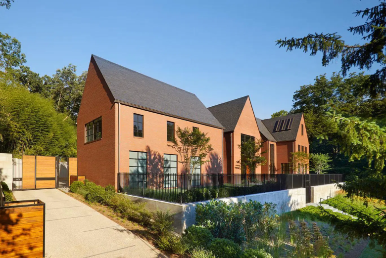 Mark Zuckerberg’s Houses: An Inside Look at the Luxurious Homes of ...