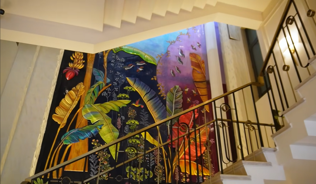 Inside Kumar Vishwas’ Luxurious Noida House: A Blend of Poetry, Art ...